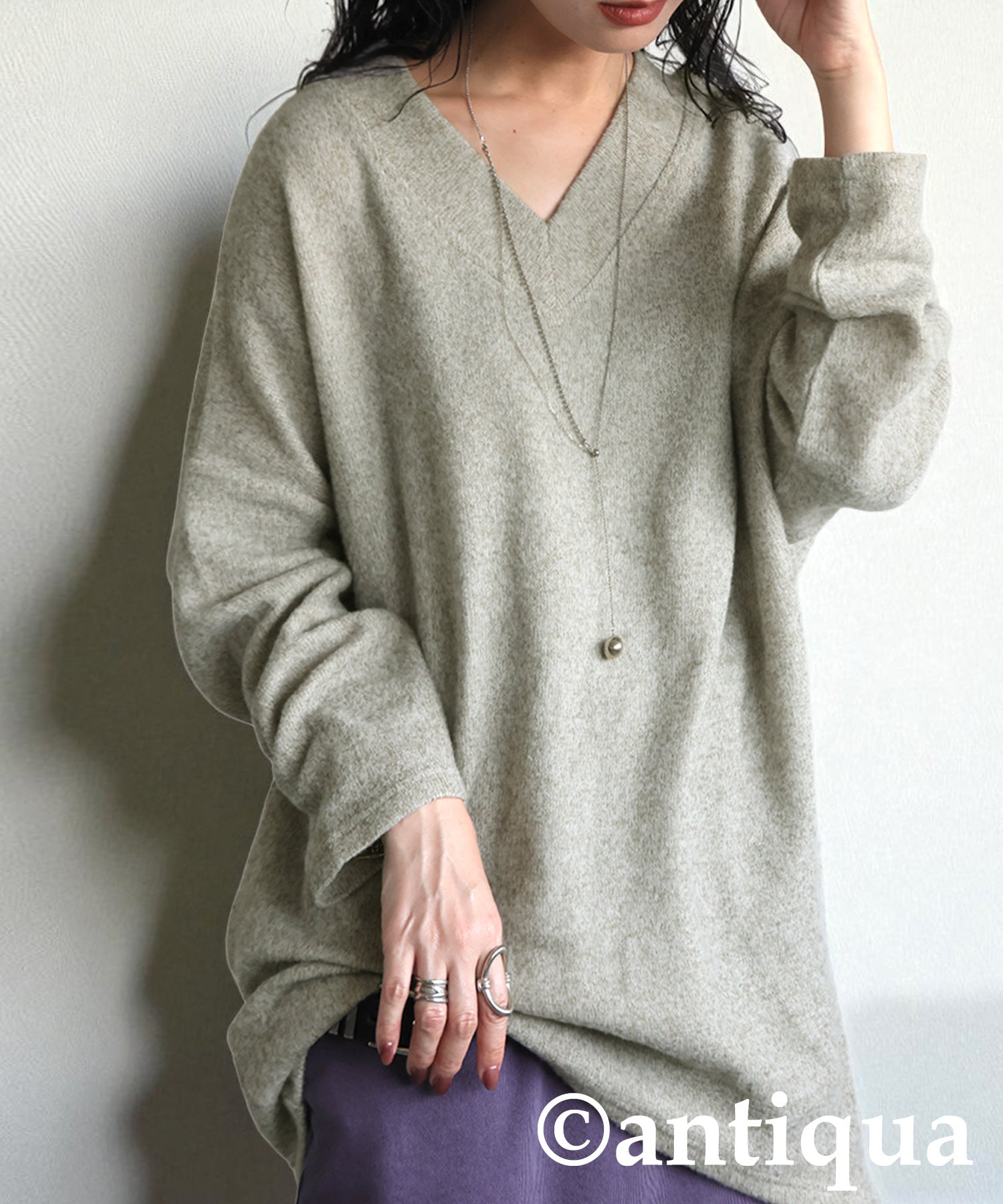 Beautiful V-Neck Knit Top Ladies | Japanese fashion brand ANTIQUA ...